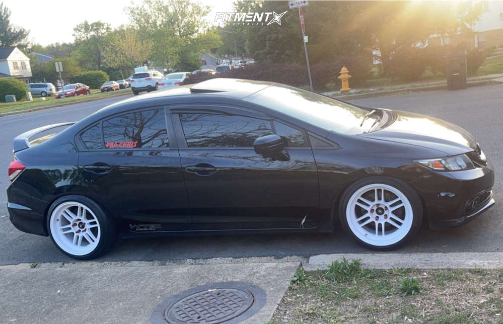 2014 Honda Civic Si with 18x9.5 MST Suzuka and Michelin 225x40 on ...