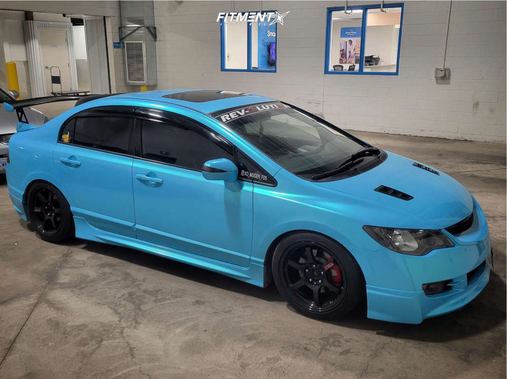 2007 Acura CSX Type-S with 17x9 Gram Lights 57dr and Nitto 225x45 on ...