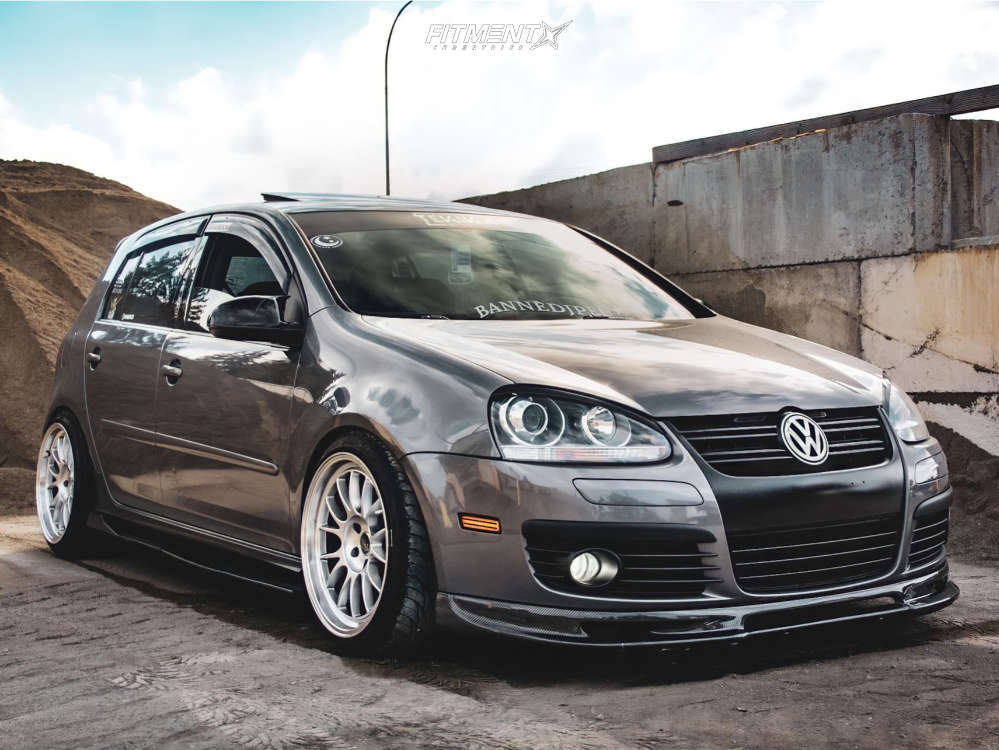 2007 Volkswagen GTI Base with 18x9.5 Kansei Corsa and Federal 215x40 on ...