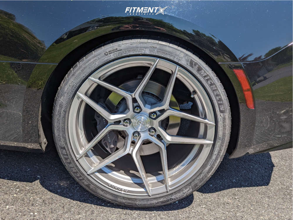 2017 Chevrolet Camaro SS with 20x10 Rohana Rfx11 and Michelin 275x30 on ...
