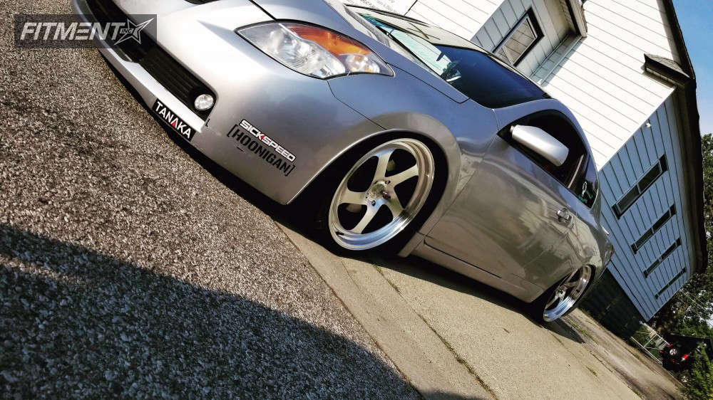 2009 Nissan Altima SE with 20x8.5 F1R F28 and Nitto 245x30 on Coilovers ...
