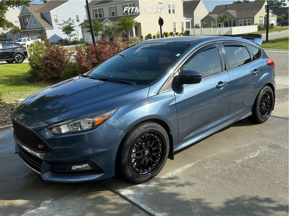 2018 Ford Focus ST with 18x8.5 XXR 521 and Arroyo 245x40 on Stock ...