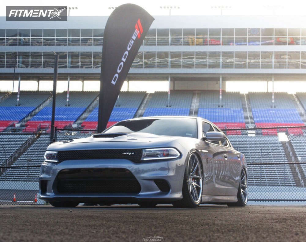 2015 Dodge Charger SRT 392 with 22x9 Nutek Series 755 and Lexani 265x35 ...