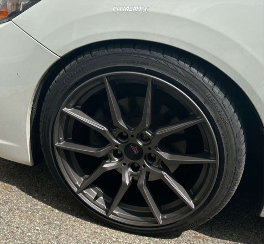 2015 Honda Civic Si with 18x8.5 Option Lab R716 and Delinte 225x40 on ...