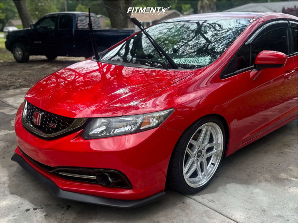 2015 Honda Civic Si with 18x8.5 ESR Cs15 and Delinte 235x40 on ...