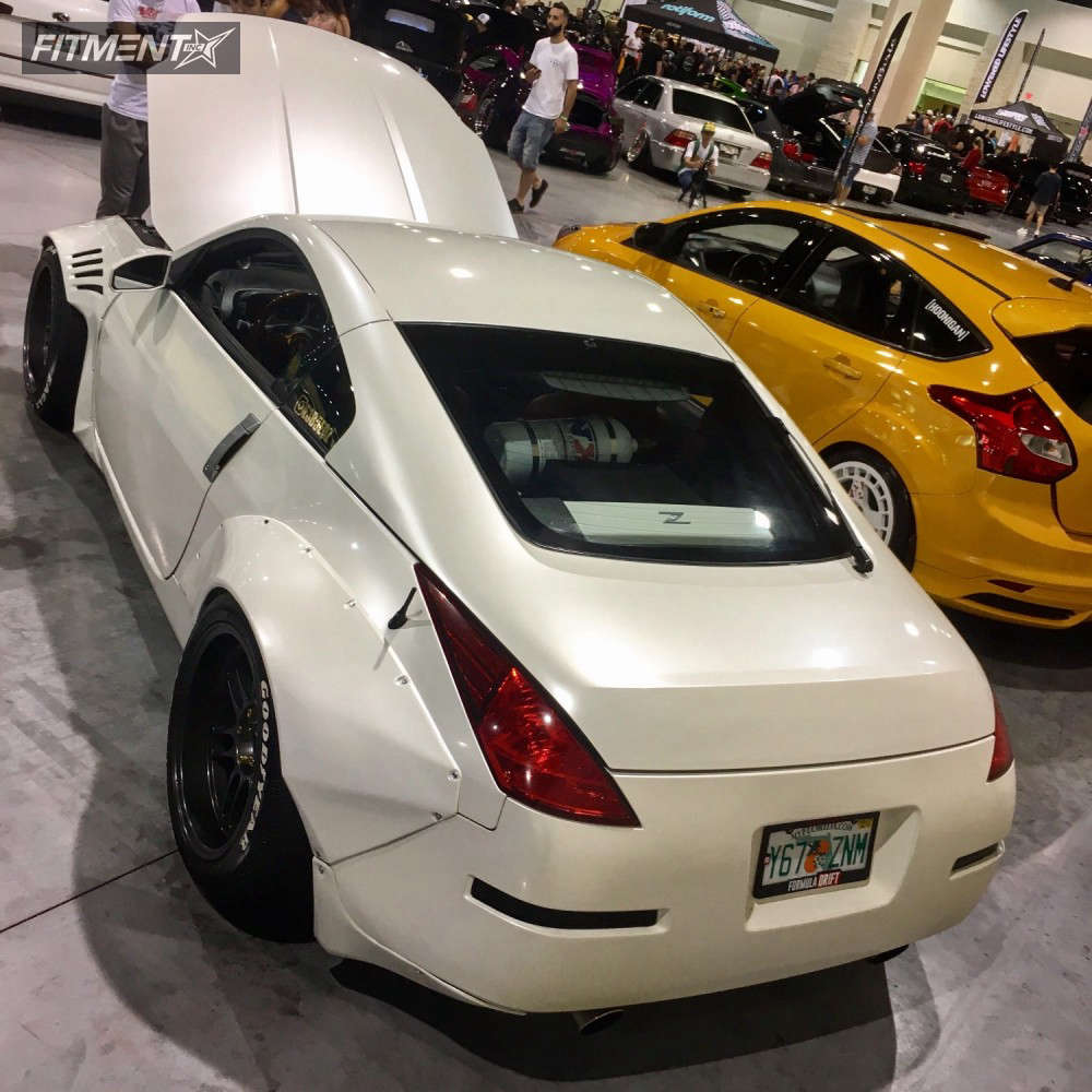 2003 Nissan 350Z Base with 18x10.5 Enkei RPF1 and Goodyear 285x40 on ...