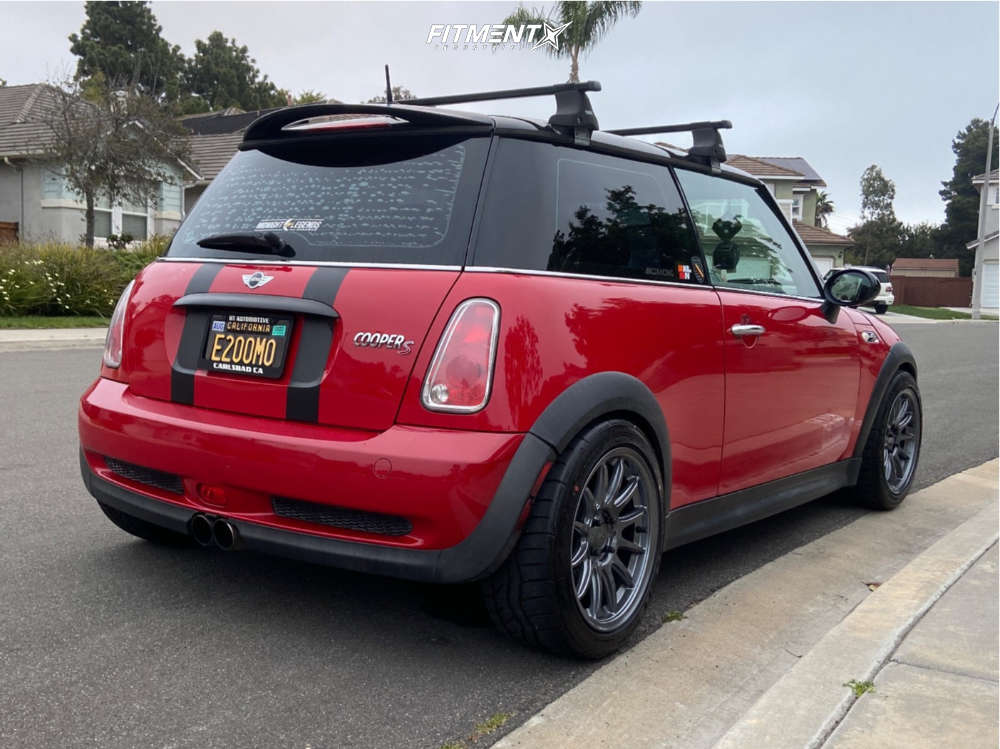 2005 Mini Cooper S with 16x8 Motegi Mr156 and Falken 215x45 on ...