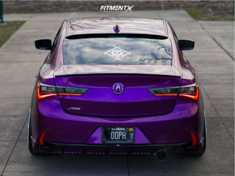 2020 Acura ILX Aspec with 18x9 Cosmis Racing Mr7 and Continental 215x40 ...