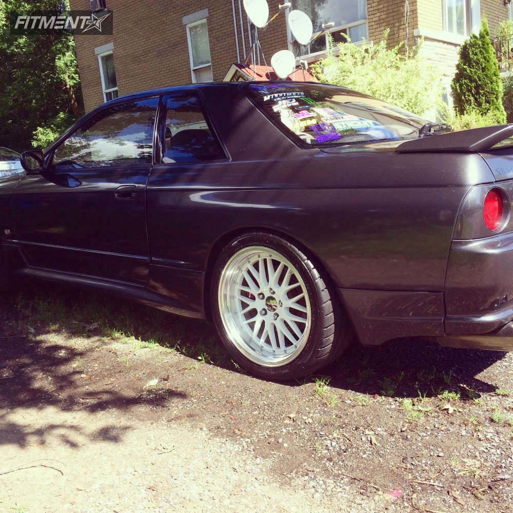 1992 Nissan Skyline R34 Base with 18x10 JNC JNC005 and Westlake 265x35 ...