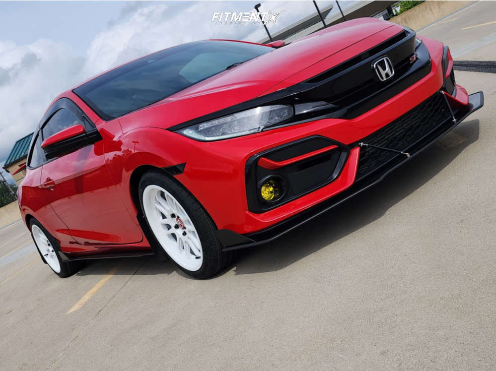 2020 Honda Civic Si with 18x8.5 Aodhan Ah07 and Centennial 235x40 on ...