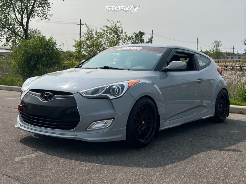 2013 Hyundai Veloster Base with 18x8.5 Aodhan Ah07 and Ironman 225x40 ...