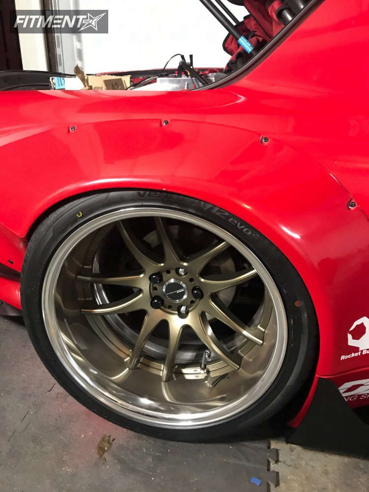 1992 Mazda RX-7 Base with 19x9.5 Work Emotion Cr 2p and Hankook 245x35 ...