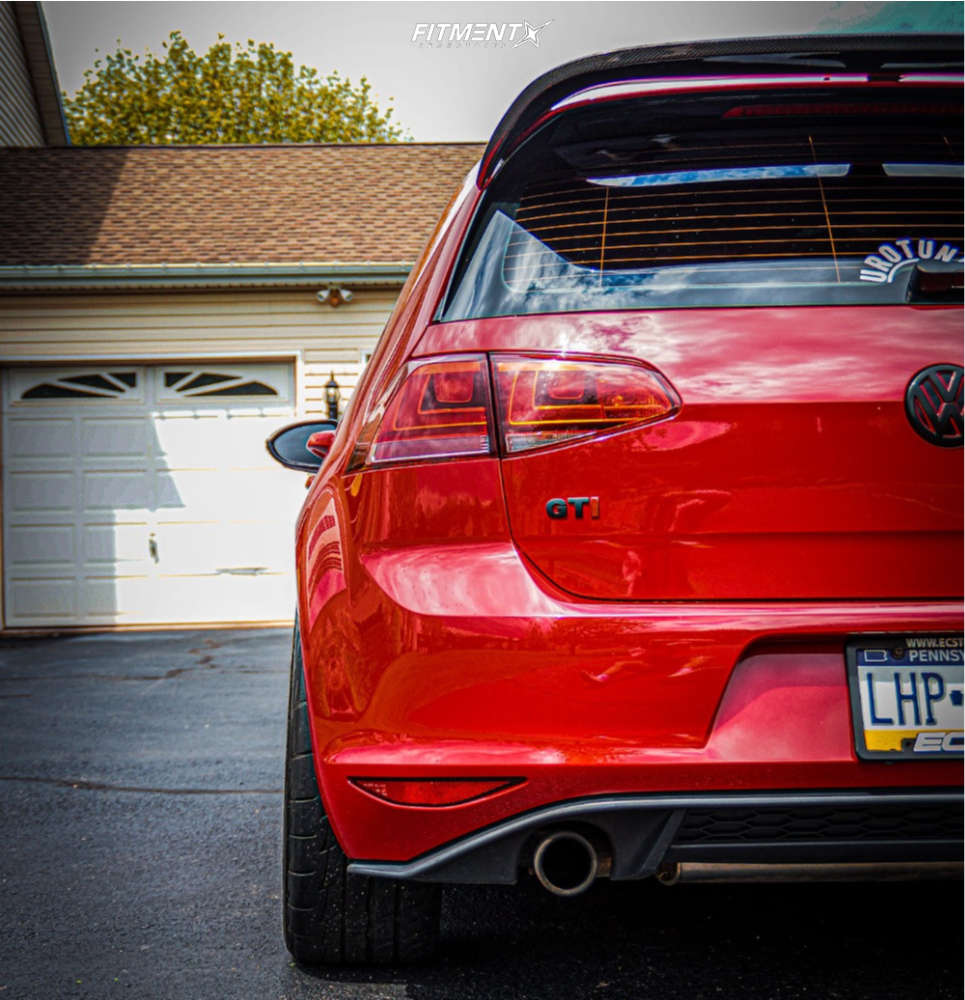 2017 Volkswagen GTI S with 18x8.5 Aodhan Ah-x and Firestone 235x45 on ...