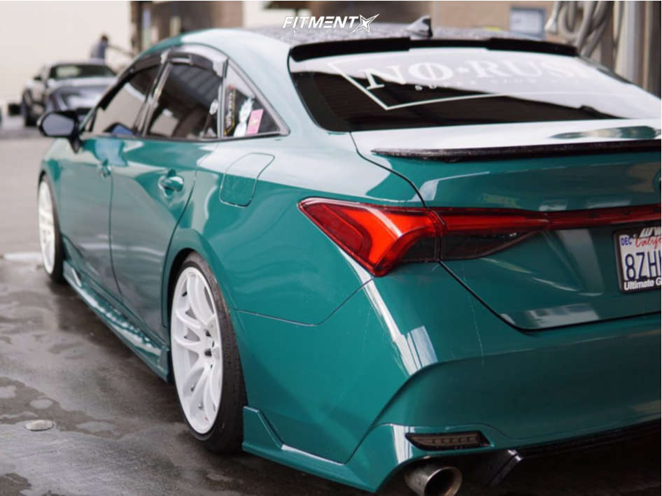 2020 Toyota Avalon TRD with 19x9.5 Work Emotion CR Kiwami and Michelin ...