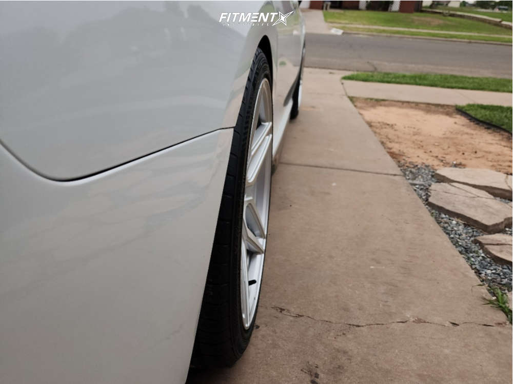 2021 Toyota Camry XSE with 19x8.5 ESR Rf15 and Vercelli 235x40 on ...