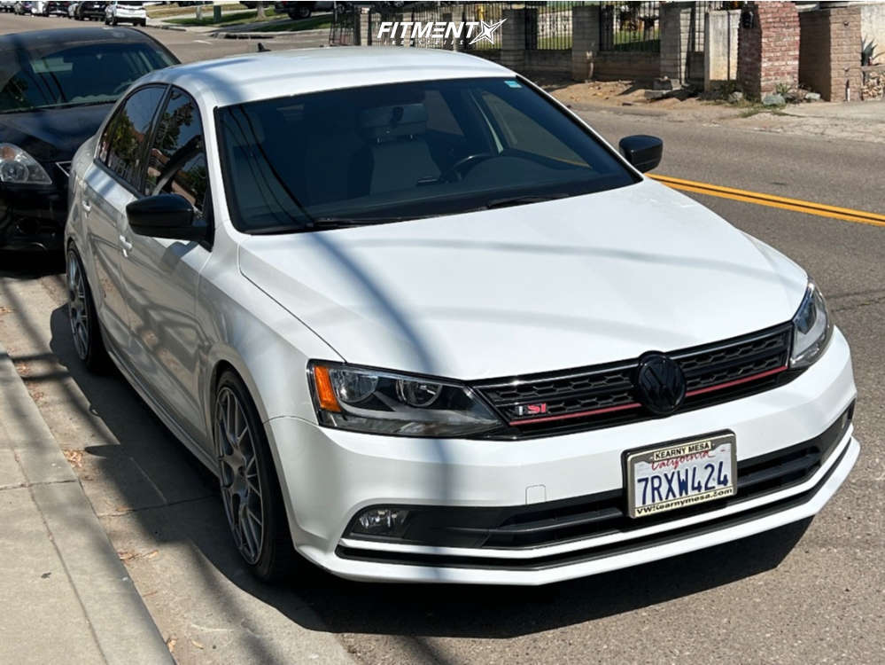 2016 Volkswagen Jetta Sport with 18x8.5 Enkei Raijin and Nitto 225x40 ...