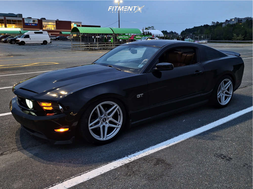 2010 Ford Mustang GT with 19x9.5 ESR Rf15 and General 255x40 on ...