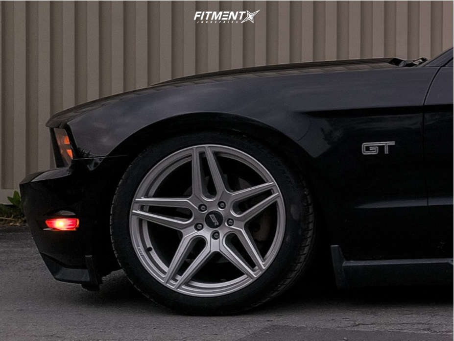 2010 Ford Mustang GT with 19x9.5 ESR Rf15 and General 255x40 on ...