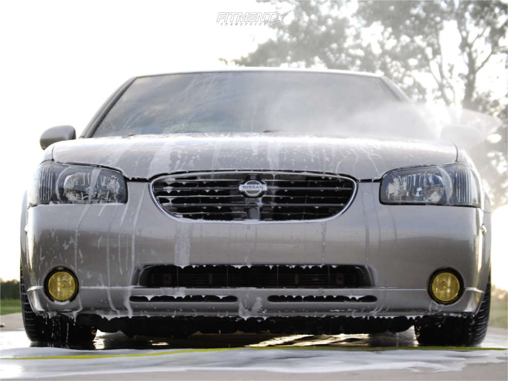 2000 Nissan Maxima GXE with 17x8.5 F1R F105 and Lexani 245x40 on ...