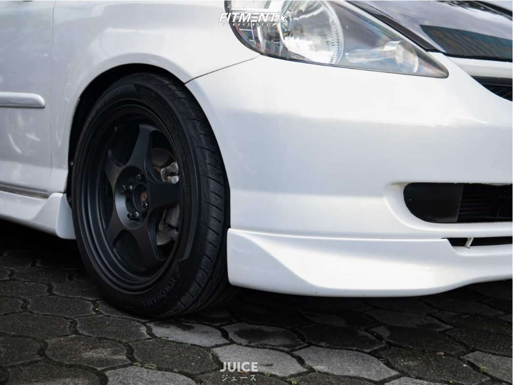 2005 Honda Fit GD3 1.5 Vtec with 16x7 Rota Slipstreams and Yokohama ...
