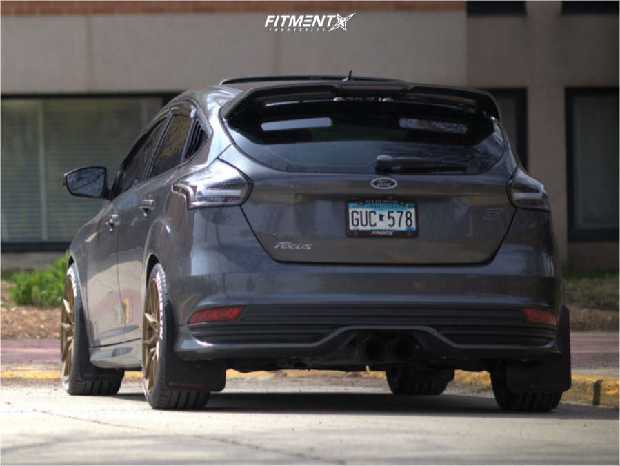 2015 Ford Focus ST with 18x8.5 Option Lab R716 and Michelin 245x40 on ...