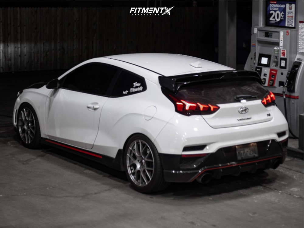 2022 Hyundai Veloster N Base with 18x8.5 Enkei Raijin and Michelin ...