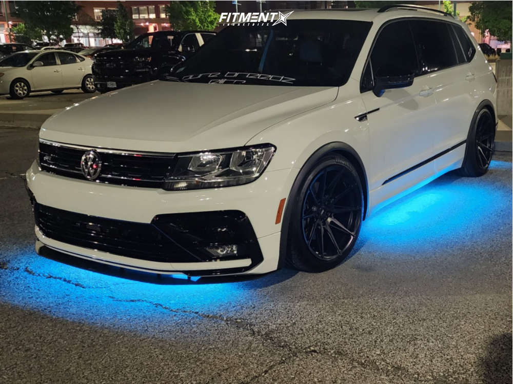 2021 Volkswagen Tiguan SE R-Line Black with 20x10.5 ADV.1 Adv5.0 and ...