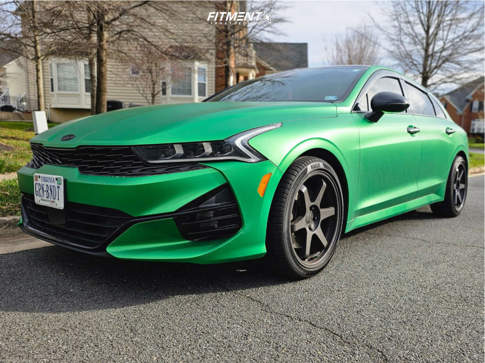 2021 Kia K5 GT with 19x8.5 9SiX9 Six-1 and Pirelli 245x40 on Stock ...