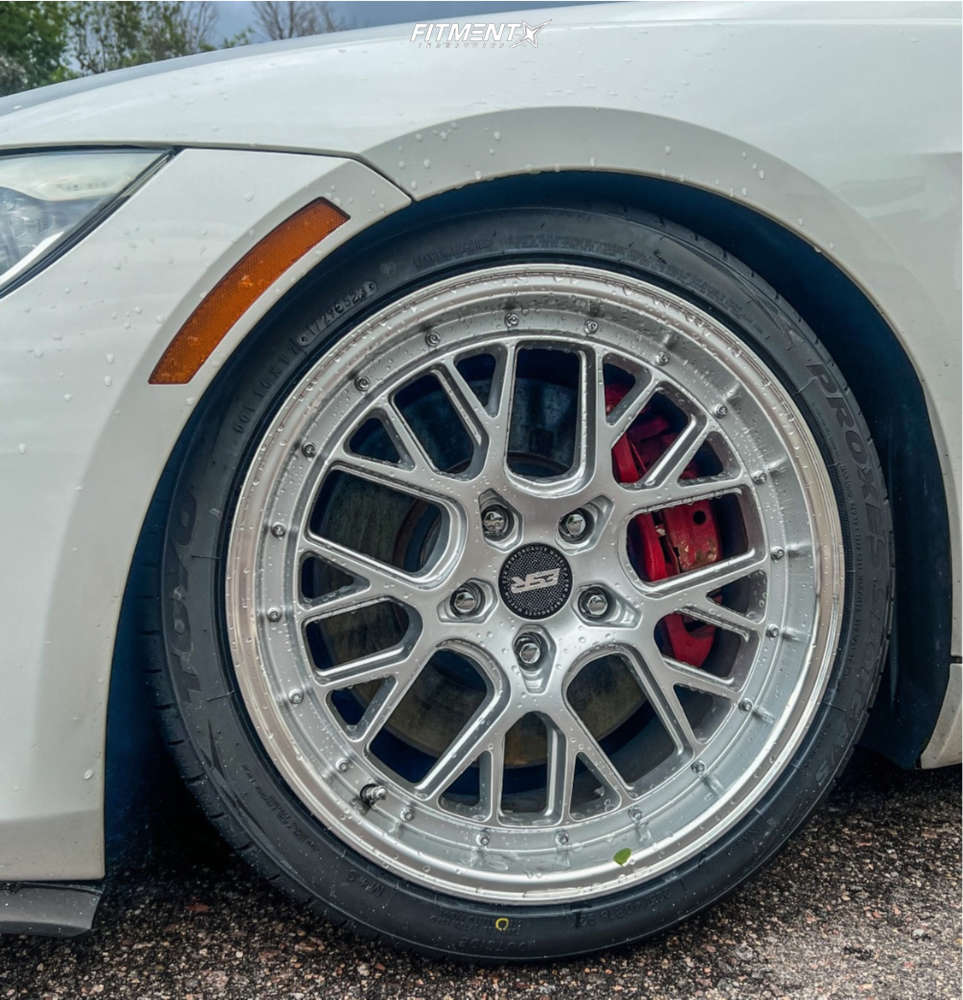 2013 BMW 335i XDrive Base with 18x8.5 ESR Cs11 and Toyo Tires 225x35 on ...