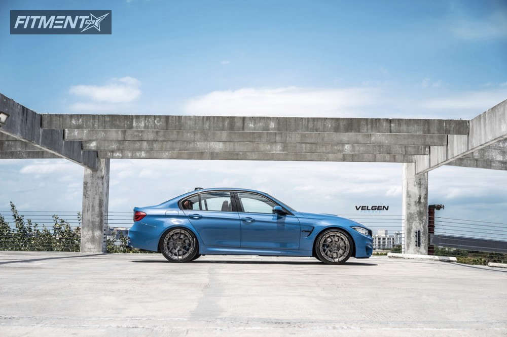 2016 BMW M3 Base with 20x9.5 Velgen VFDB7 and Pirelli 265x30 on ...