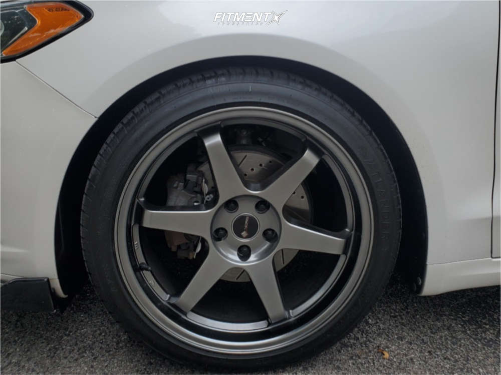 2014 Ford Fusion Titanium with 19x8.5 Vors Tr37 and Groundspeed 235x45 ...