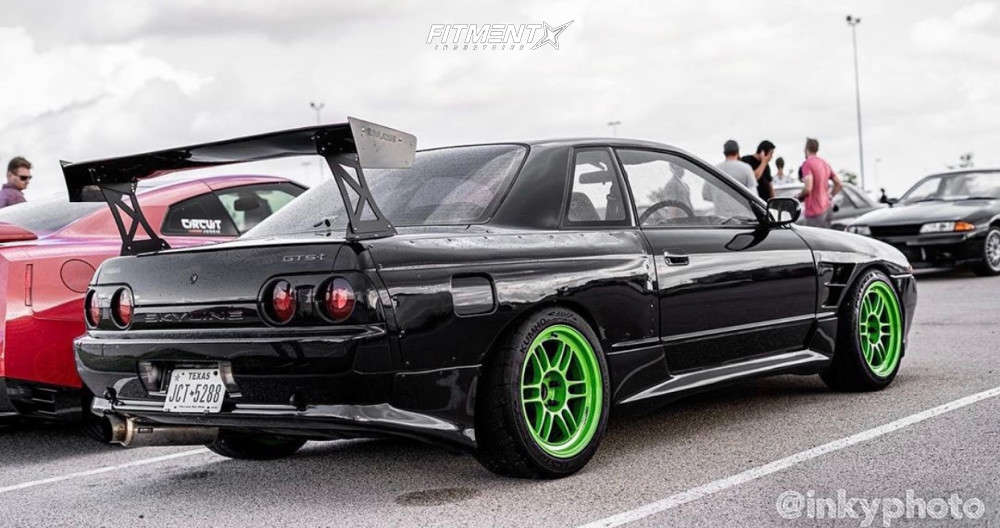 1991 Nissan GT-R Base with 17x9.5 Enkei RPF1 and Bridgestone 245x40 on ...