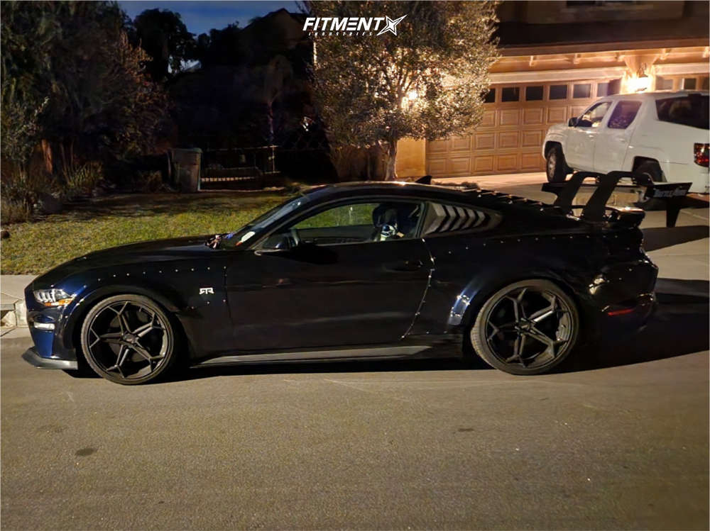 2021 Ford Mustang GT Premium with 20x9 Niche Arrow and Lionhart 275x30 ...