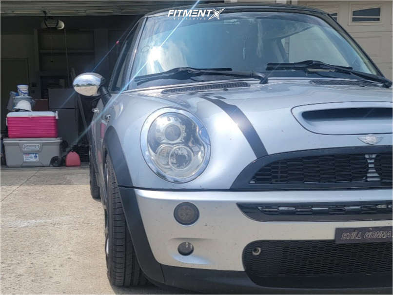 2006 Mini Cooper S with 17x7.5 Enkei M52 and Toyo Tires 205x45 on ...