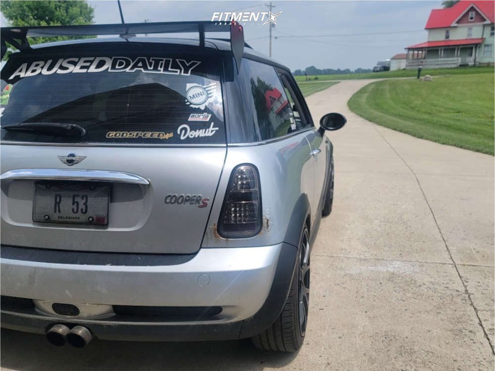 2006 Mini Cooper S with 17x7.5 Enkei M52 and Toyo Tires 205x45 on ...