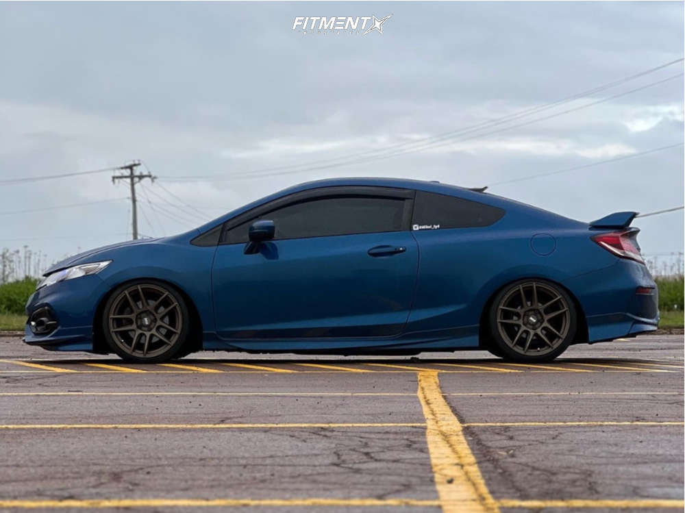2015 Honda Civic Si with 18x8.5 ESR Cs8 and Antares 215x35 on Coilovers ...