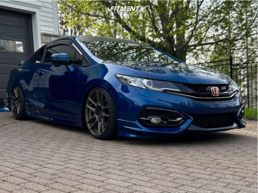 2015 Honda Civic Si with 18x8.5 ESR Cs8 and Antares 215x35 on Coilovers ...
