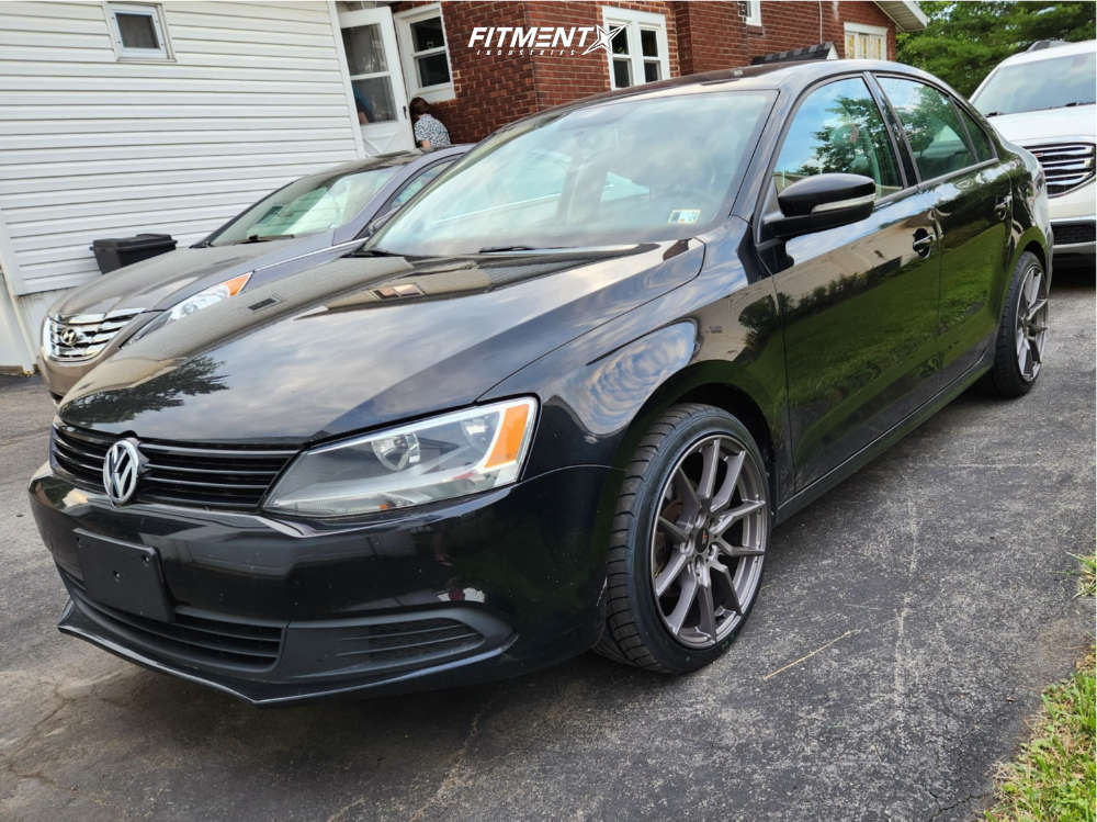 2014 Volkswagen Jetta SE with 18x8.5 Option Lab R716 and Nitto 255x40 ...