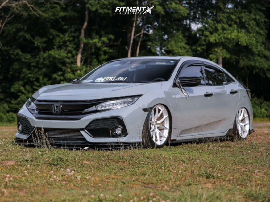 2017 Honda Civic Sport Touring with 18x9.5 Aodhan Aff7 and Nitto 235x40 ...