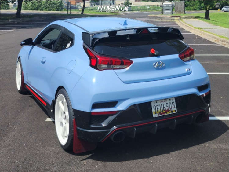 2020 Hyundai Veloster N Base with 19x9.5 Vors Tr37 and Michelin 235x35 ...