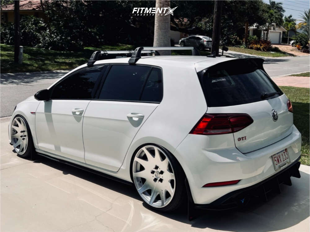 2020 Volkswagen GTI S with 19x9.5 MRR Hr3 and Vercelli 225x35 on Air ...