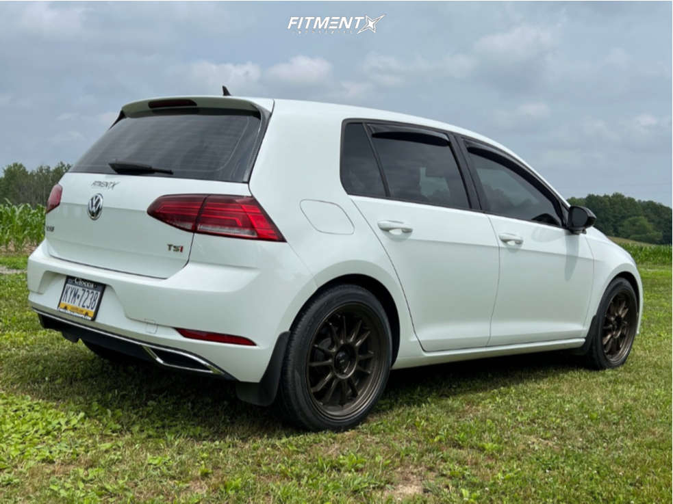 2018 Volkswagen Golf S with 18x8.5 Konig Hypergram and Hankook 225x45 ...