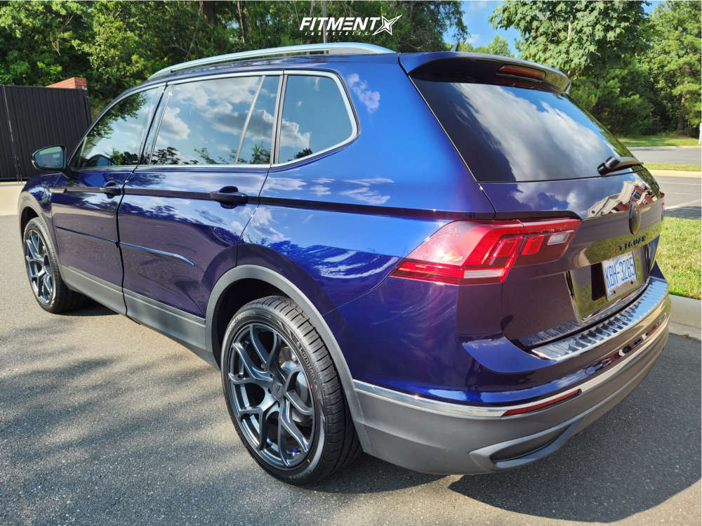 2022 Volkswagen Tiguan SE with 20x9 APR A01 and Lionhart 265x40 on ...