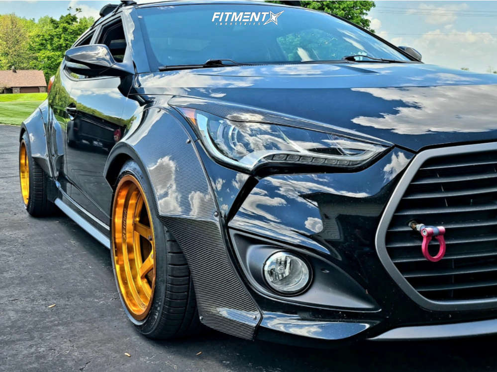 2016 Hyundai Veloster Turbo with 18x11 Cosmis Racing Xt-006r and ...