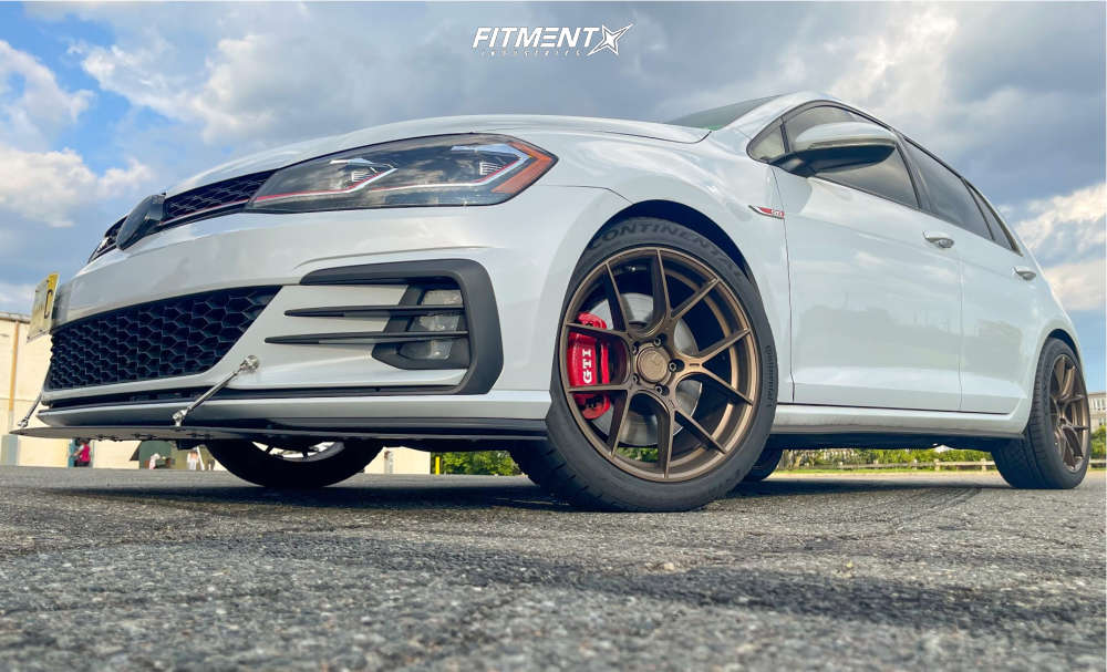 2018 Volkswagen GTI SE with 18x8.5 Aodhan Ah11 and Continental 245x40 ...
