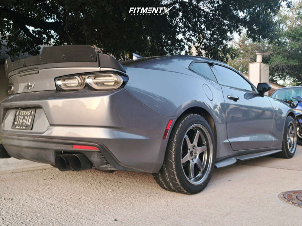 2022 Chevrolet Camaro LT1 with 18x9.5 Vors Tr37 and Nitto 245x45 on ...