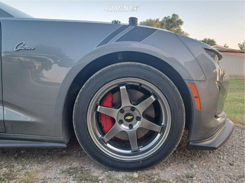 2022 Chevrolet Camaro LT1 with 18x9.5 Vors Tr37 and Nitto 245x45 on ...