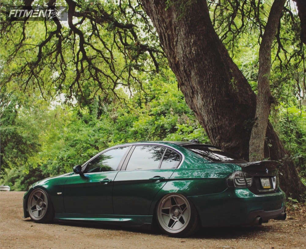 2007 BMW 335i Base with 19x9.5 Fifteen52 R43 and Nitto 225x35 on Air ...