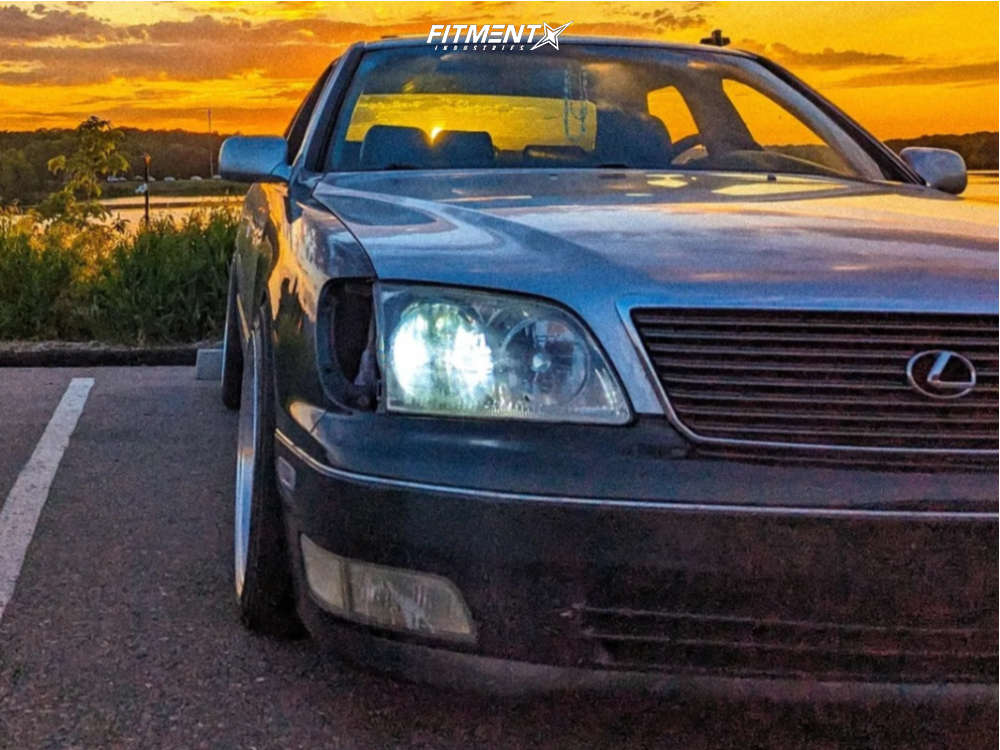 1998 Lexus LS400 Base with 18x9.5 Aodhan Ds05 and Continental 225x40 on ...