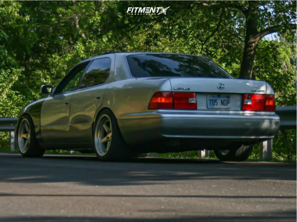 1998 Lexus LS400 Base with 18x9.5 Aodhan Ds05 and Continental 225x40 on ...
